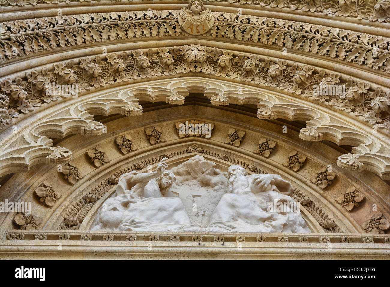 Tympanon maria -Fotos und -Bildmaterial in hoher Auflösung – Alamy