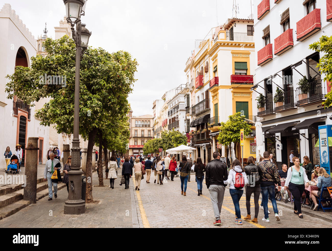 Sevilla essen -Fotos und -Bildmaterial in hoher Auflösung – Alamy