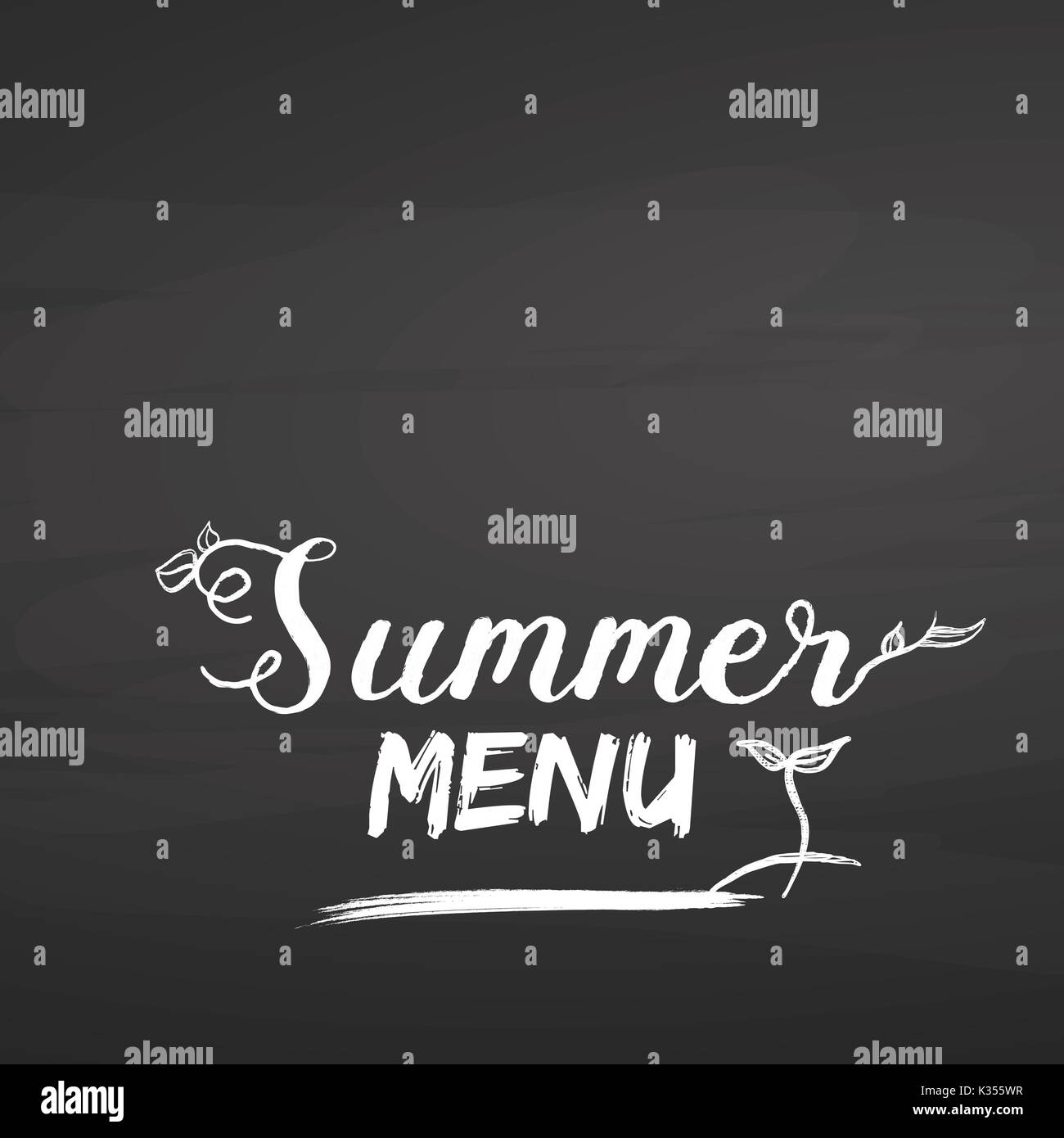 Sommer Menü Schriftzug auf der Tafel. Kreide auf Tafel. Hand gezeichnet ...