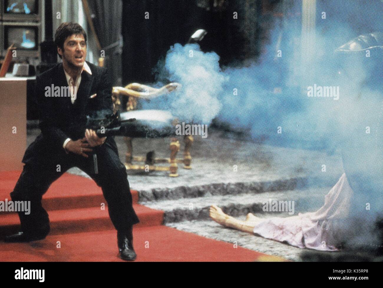Al Pacino Scarface Gun Stockfotos und -bilder Kaufen - Alamy