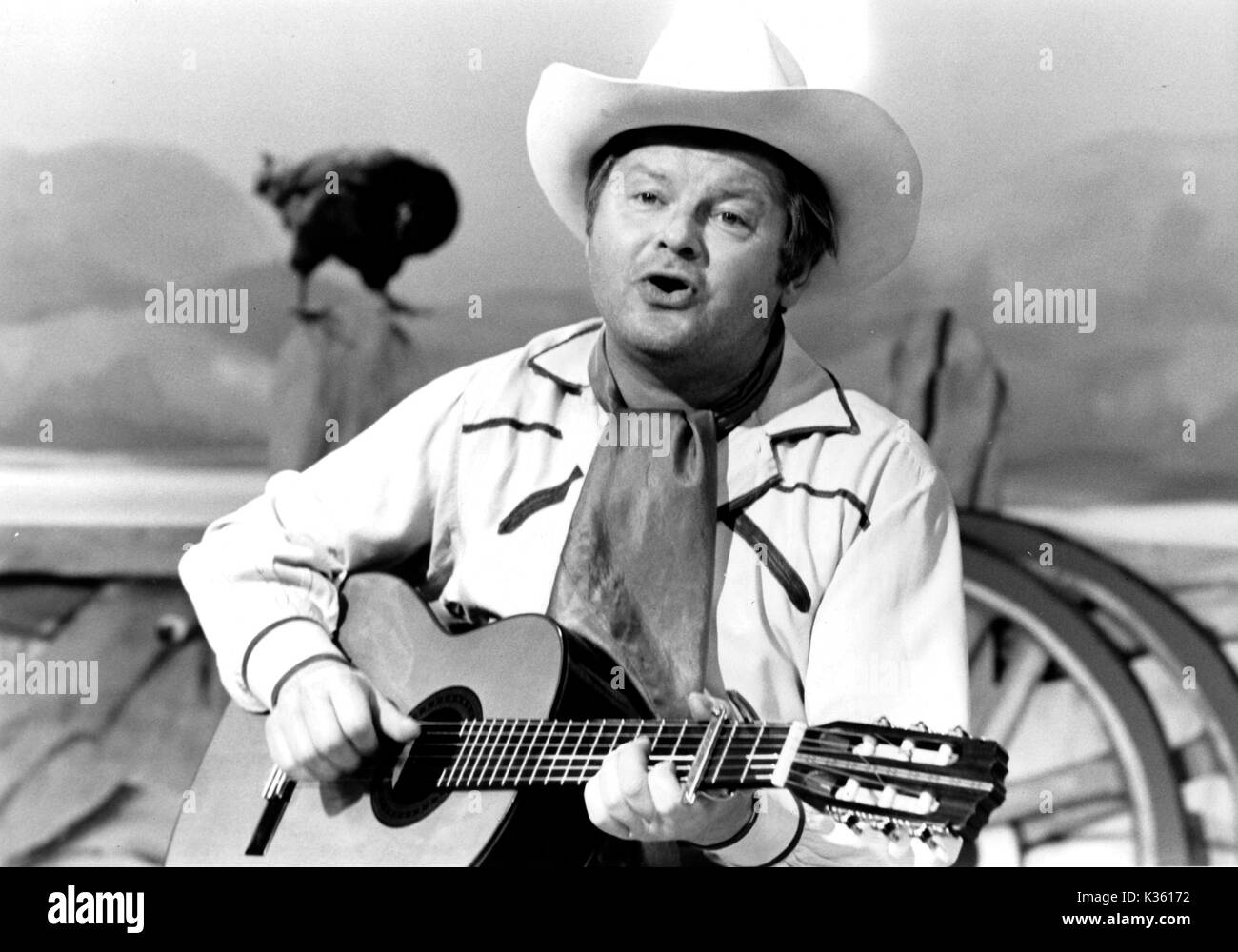 Benny hill -Fotos und -Bildmaterial in hoher Auflösung – Alamy