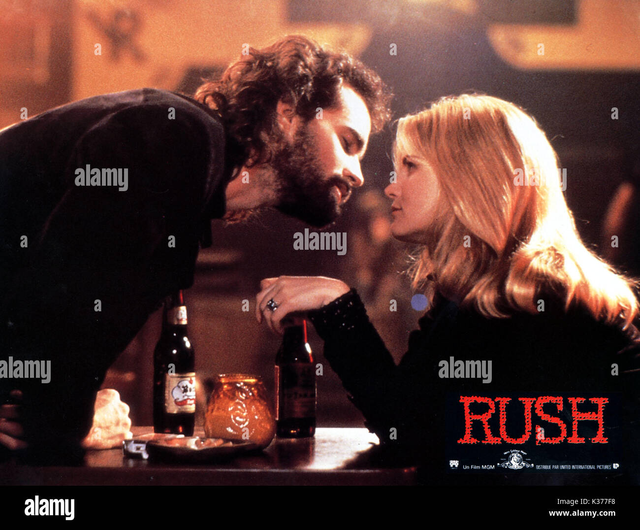 Rush 1991 jennifer jason leigh -Fotos und -Bildmaterial in hoher ...