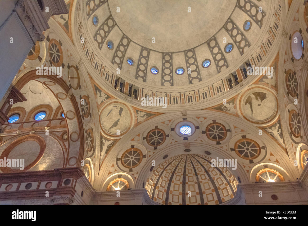 Kirche apsis -Fotos und -Bildmaterial in hoher Auflösung – Alamy