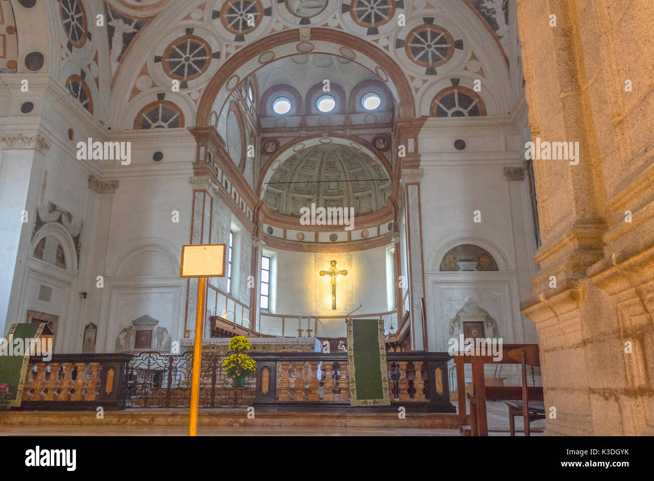 Maria altar -Fotos und -Bildmaterial in hoher Auflösung – Alamy