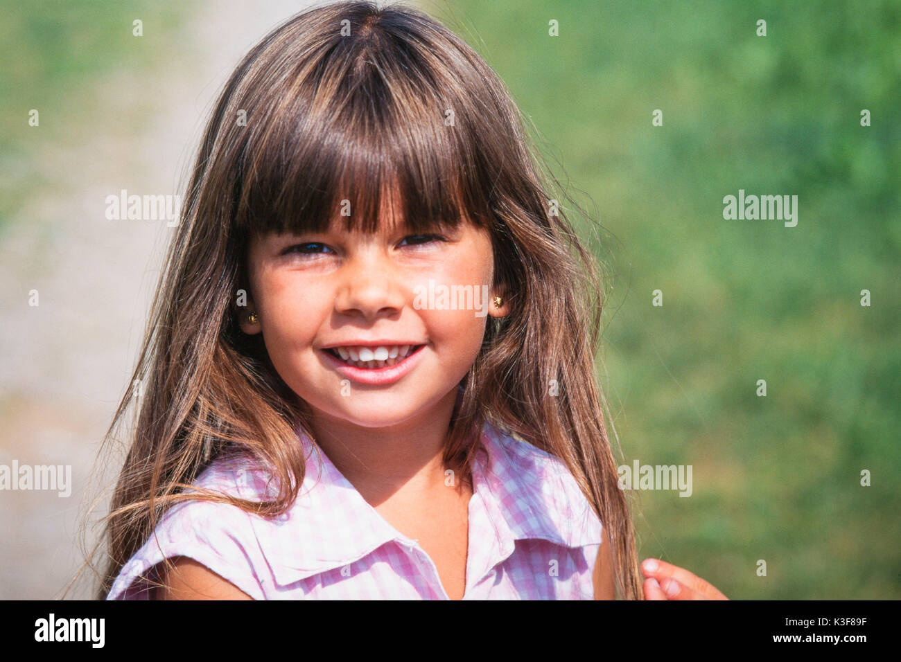 Lachendes madchen Stockfotos und -bilder Kaufen - Alamy