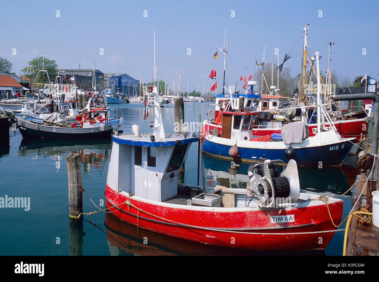Dorf nien -Fotos und -Bildmaterial in hoher Auflösung – Alamy