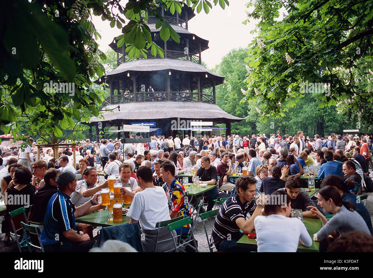 Chinesischer turm -Fotos und -Bildmaterial in hoher Auflösung – Alamy