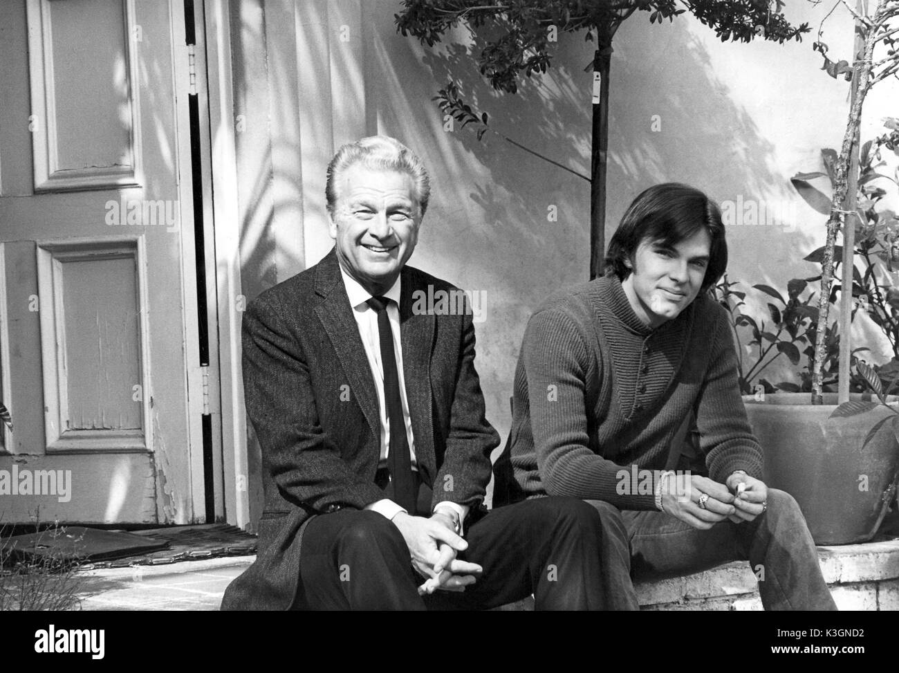 EDDIE ALBERT mit seinem Sohn EDWARD ALBERT EDDIE ALBERT mit seinem Sohn ...
