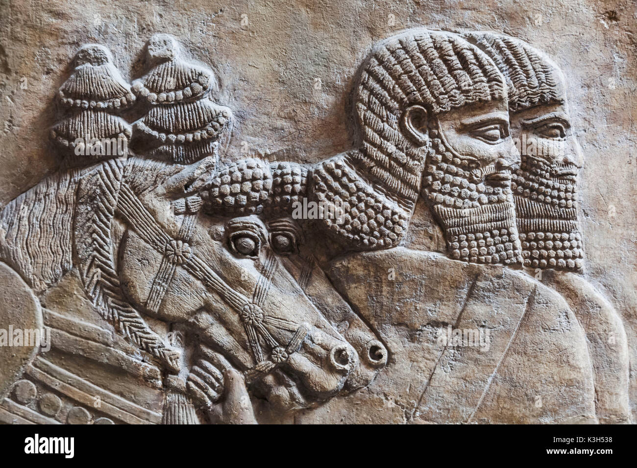 Nimrud relief -Fotos und -Bildmaterial in hoher Auflösung – Alamy