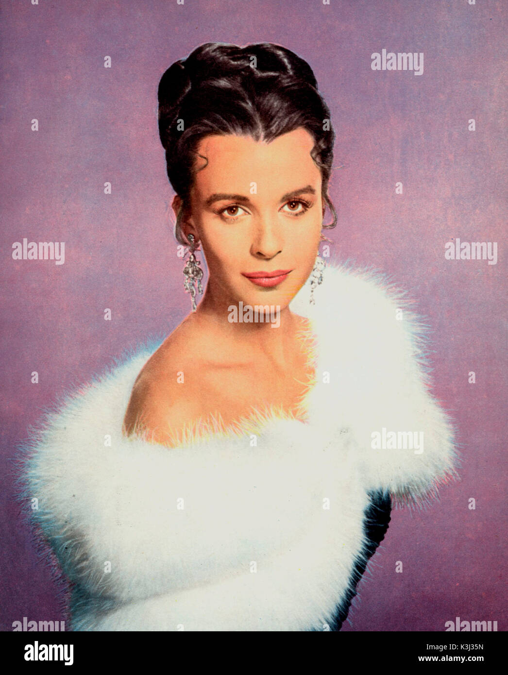Actress claire bloom -Fotos und -Bildmaterial in hoher Auflösung – Alamy