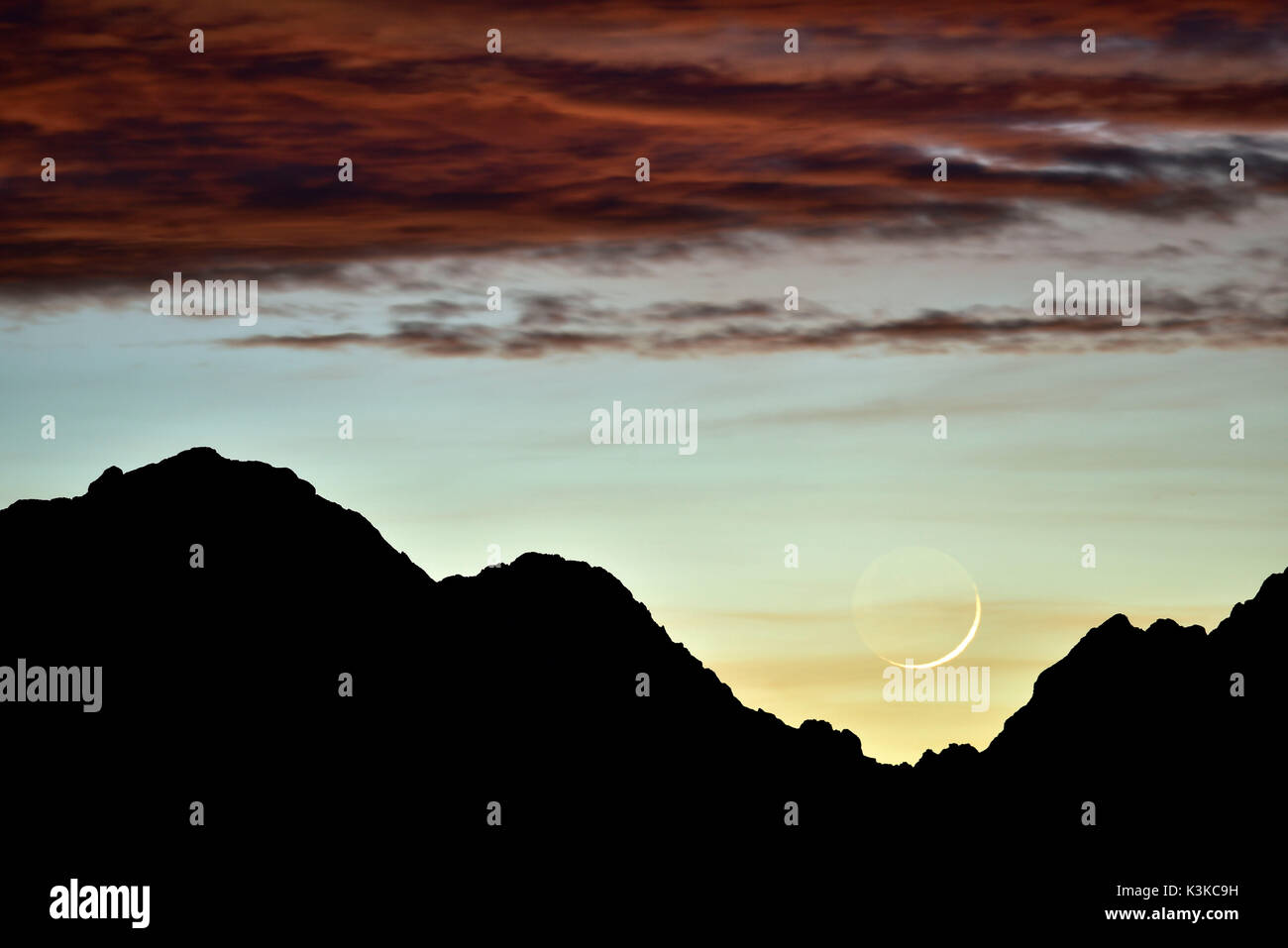 Der mond sichel -Fotos und -Bildmaterial in hoher Auflösung – Alamy