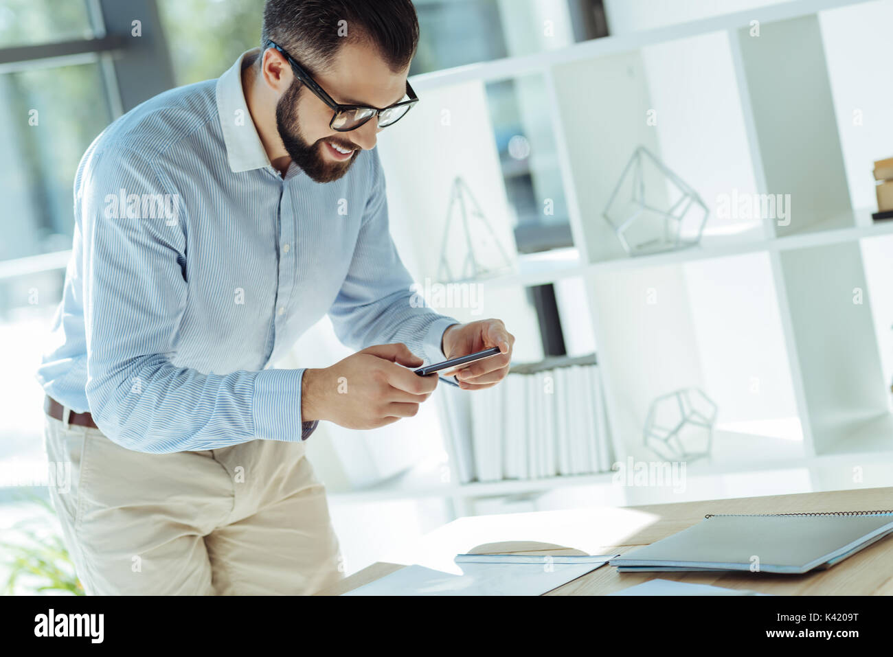 Charming tech -Fotos und -Bildmaterial in hoher Auflösung – Alamy