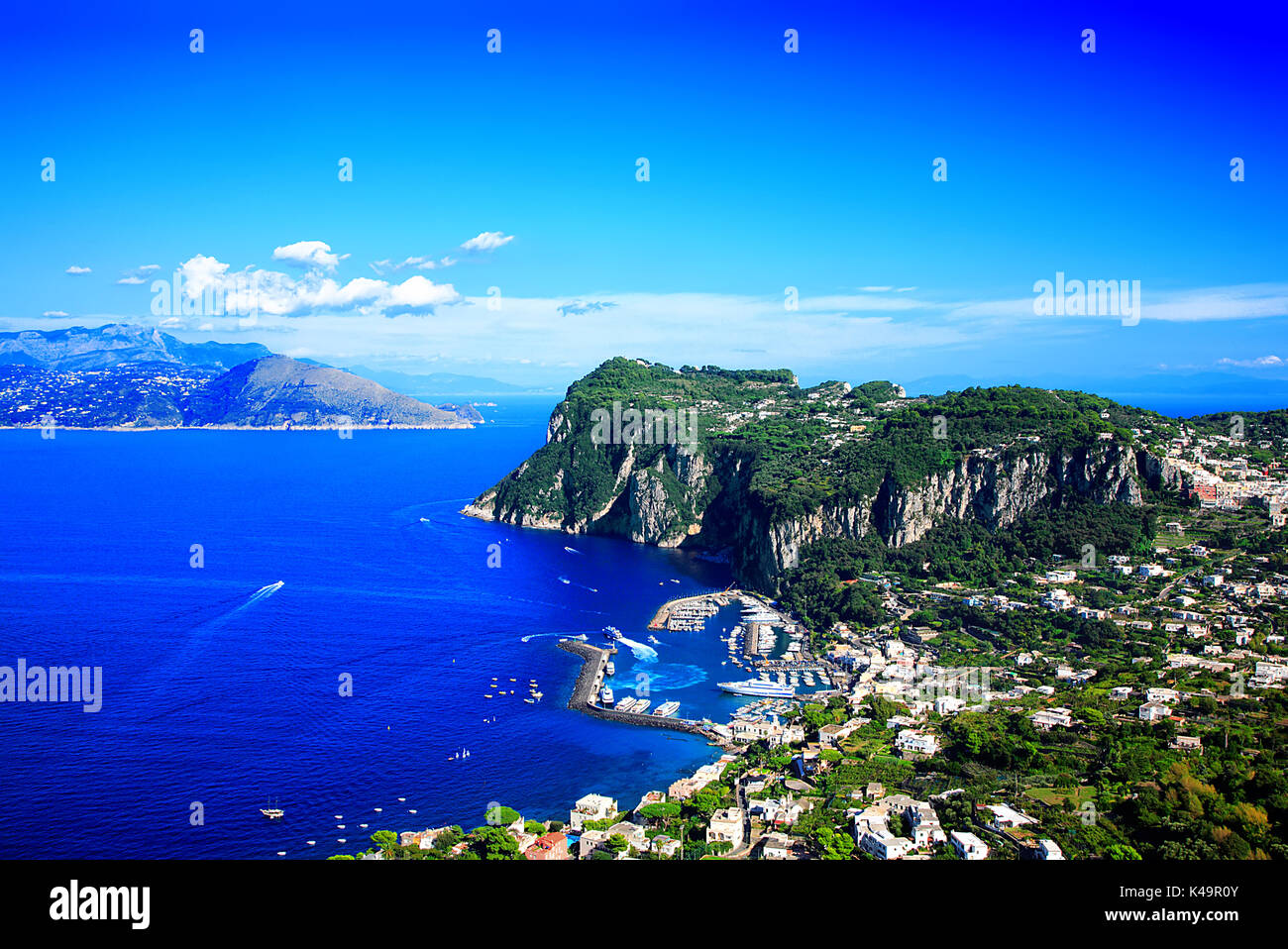 Insel capri hafen -Fotos und -Bildmaterial in hoher Auflösung – Alamy