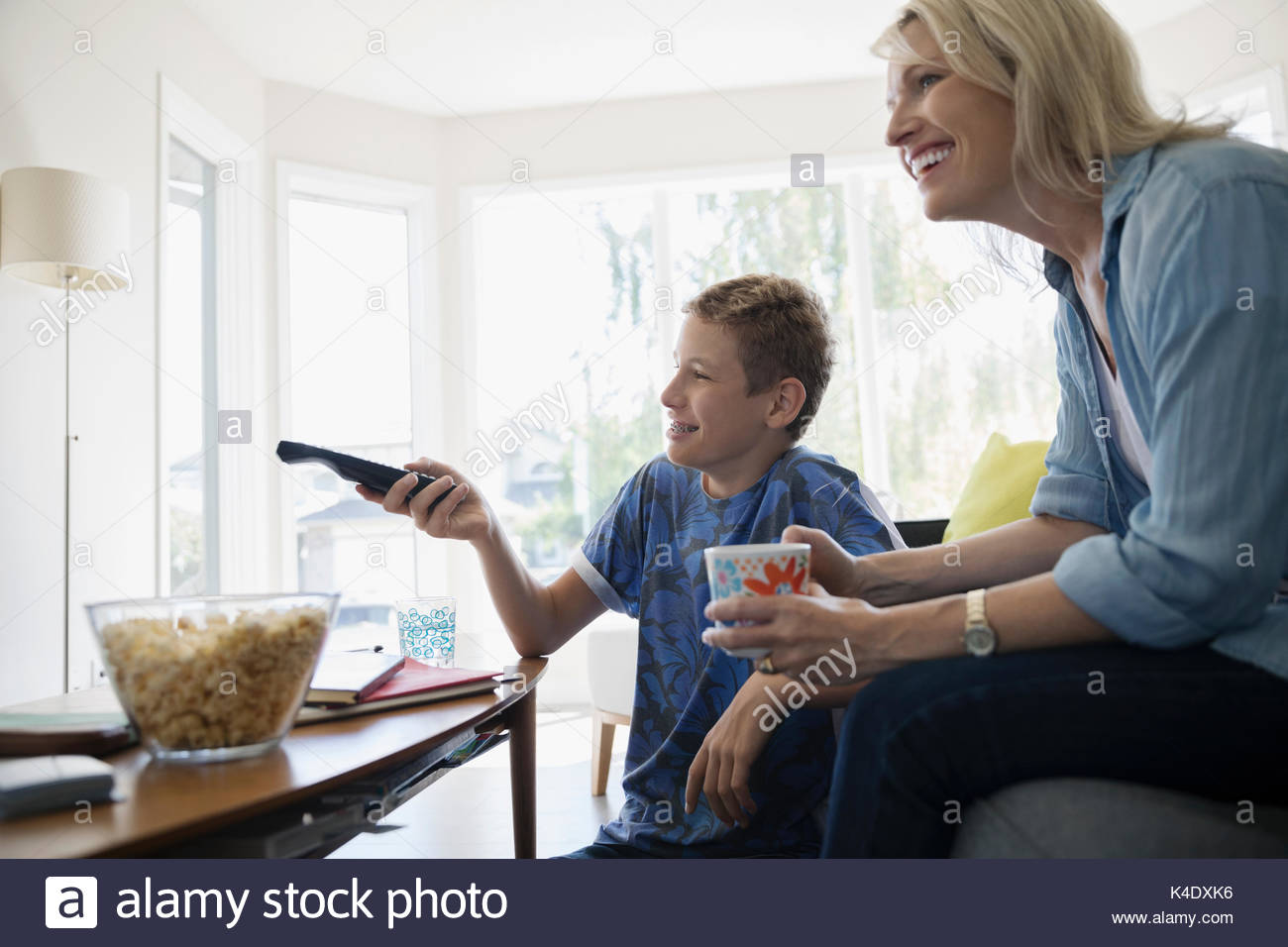 Changing room jungen -Fotos und -Bildmaterial in hoher Auflösung – Alamy