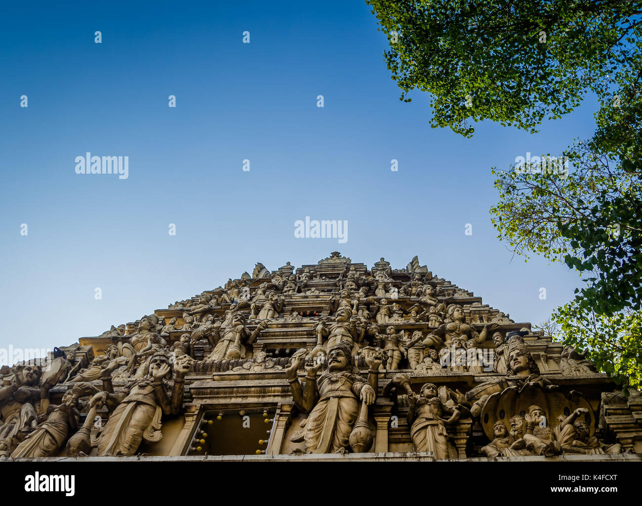 Brihadeeswarar tempellandschaft -Fotos und -Bildmaterial in hoher ...