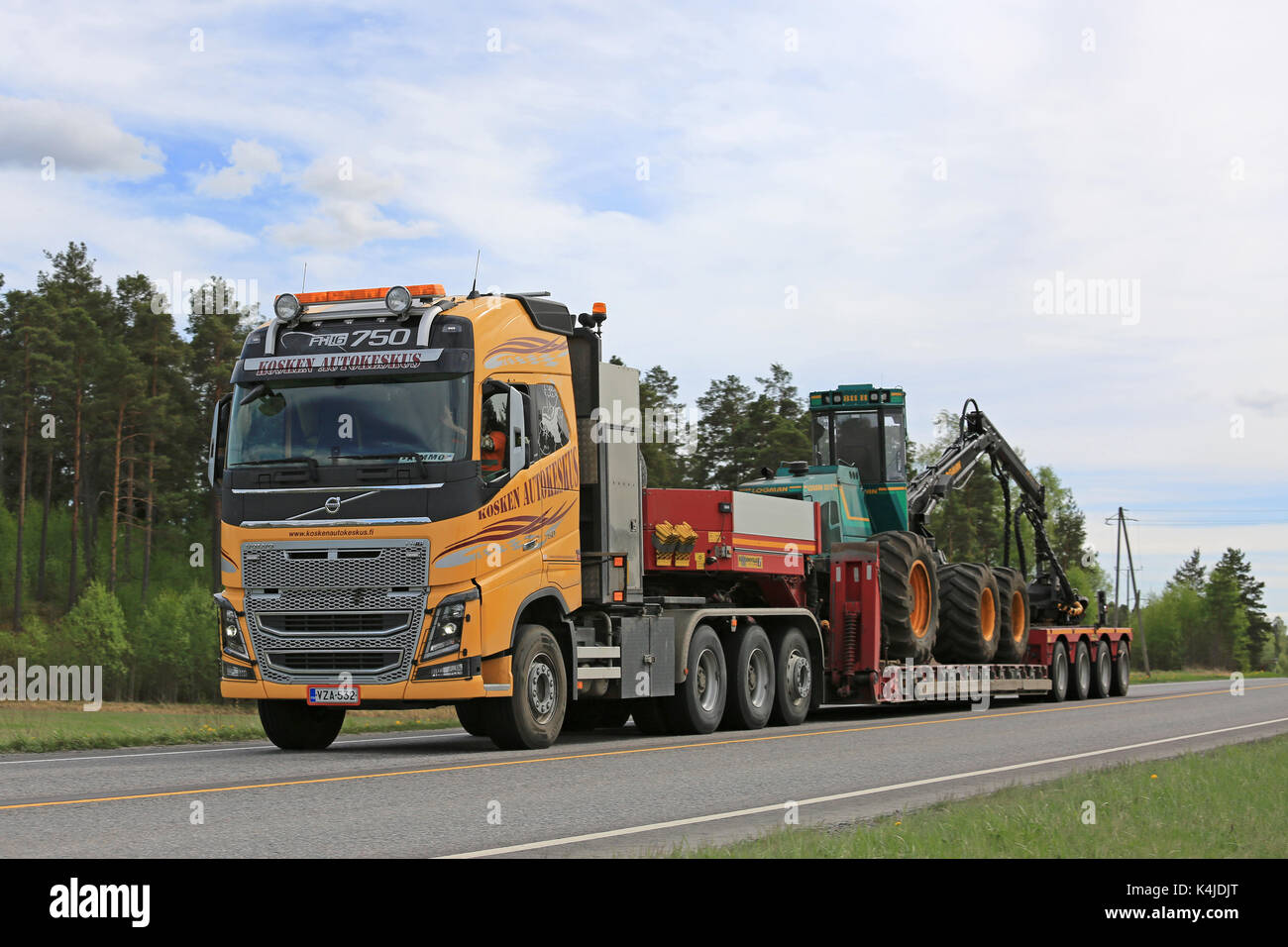 Volvo maschine -Fotos und -Bildmaterial in hoher Auflösung – Alamy