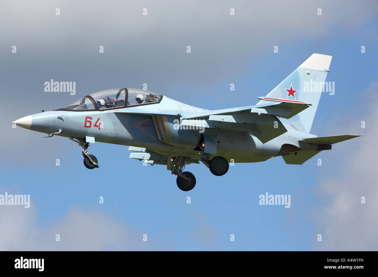 Kubinka, Moskauer Gebiet, Russland - Juni 9, 2015: Jakowlew Jak-130 HF ...