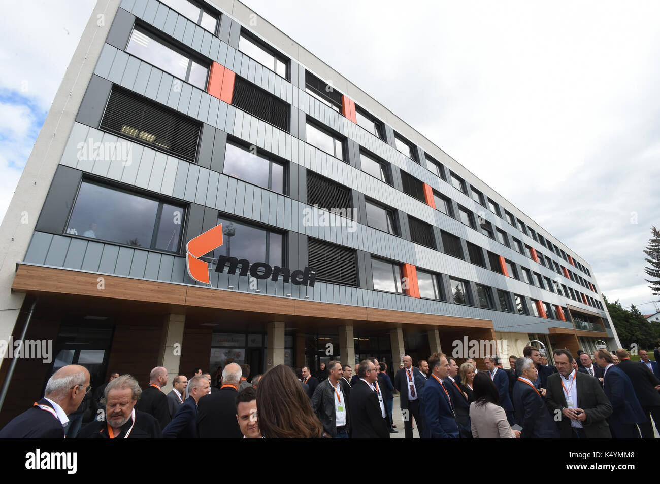 Mondi steti papierfabrik -Fotos und -Bildmaterial in hoher Auflösung ...