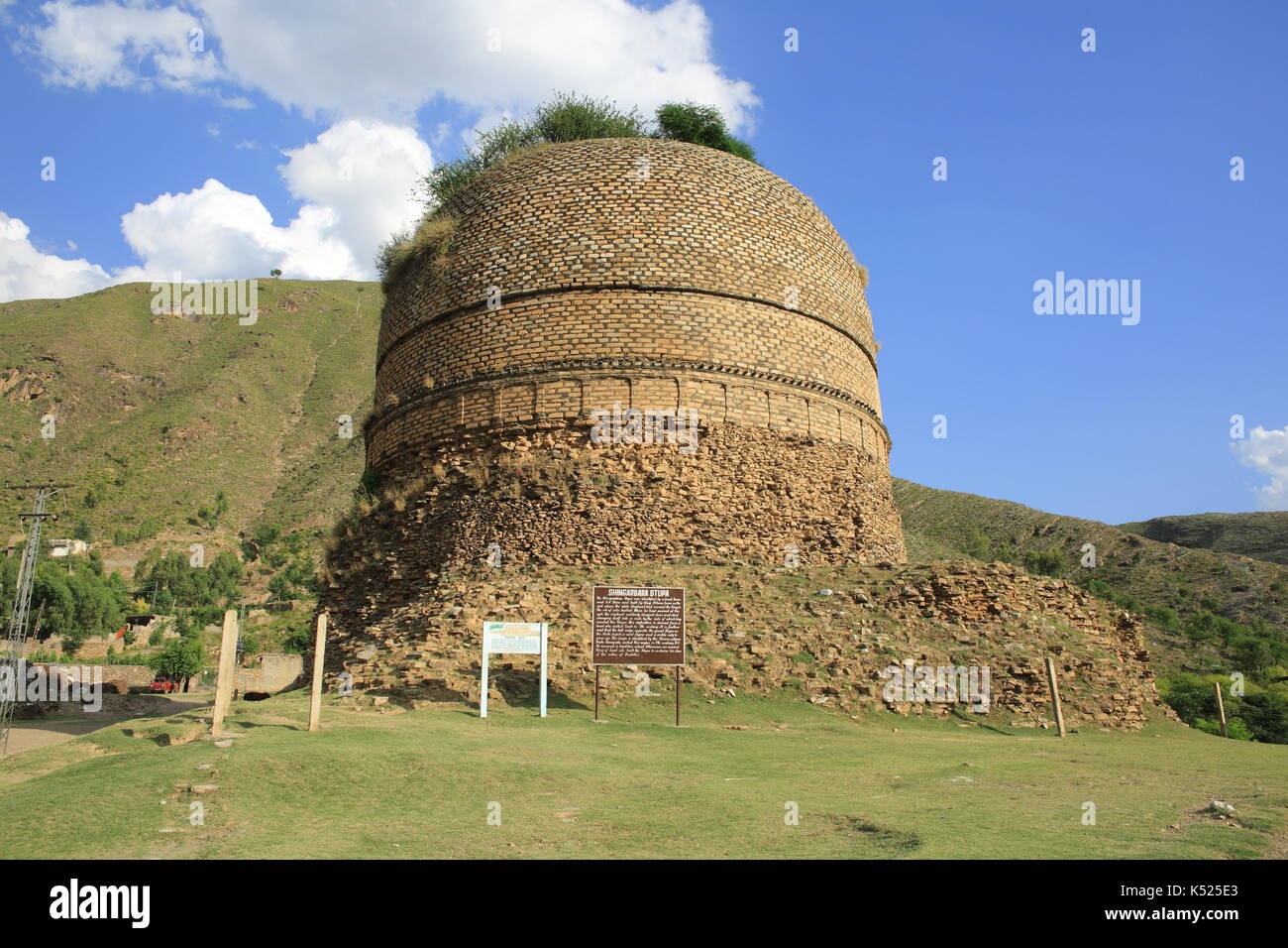 Stupa in pakistan -Fotos und -Bildmaterial in hoher Auflösung – Alamy