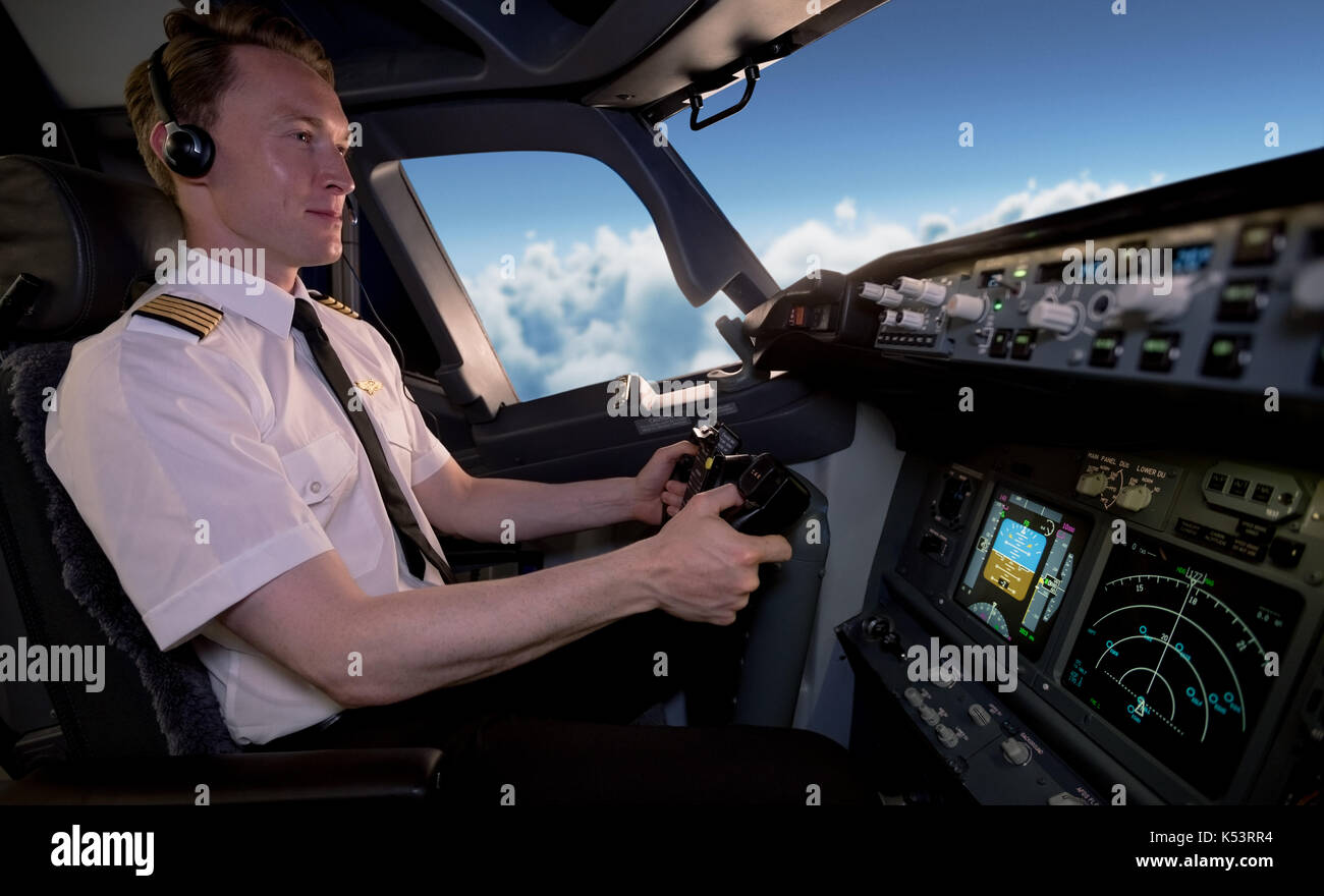 Pilot cockpit -Fotos und -Bildmaterial in hoher Auflösung – Alamy