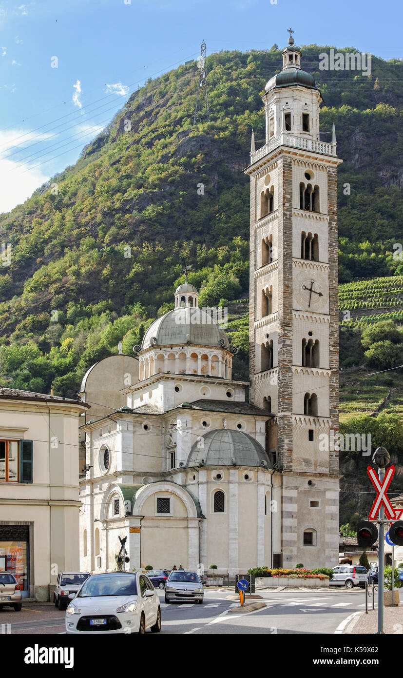 Basilika madonna di tirano -Fotos und -Bildmaterial in hoher Auflösung ...