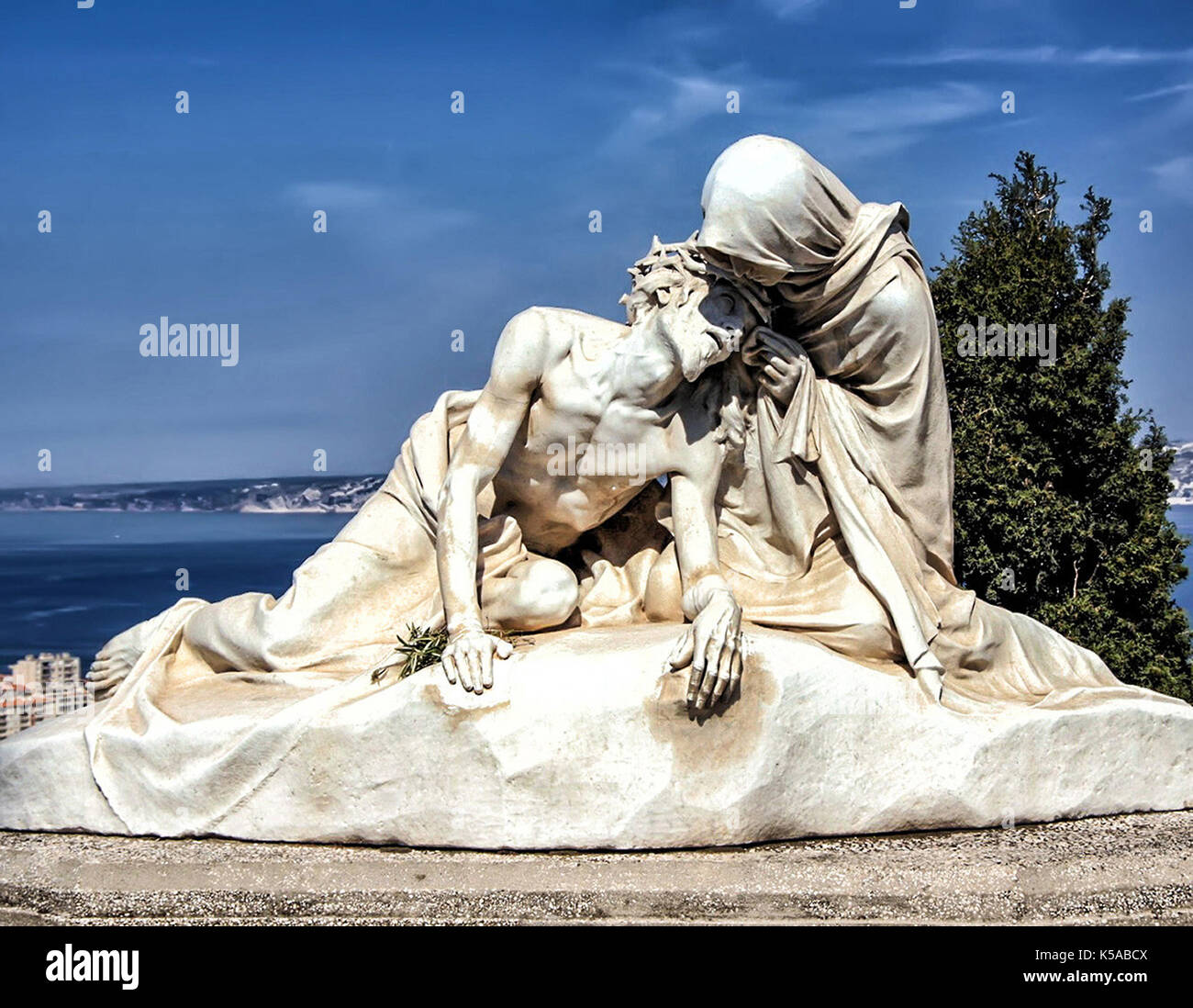 La pieta notre dame -Fotos und -Bildmaterial in hoher Auflösung – Alamy