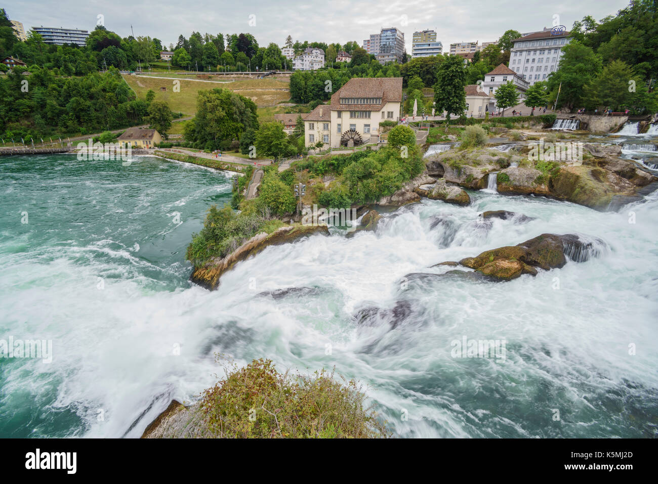 Der größte Wasserfall - Rheinfall bei Europa, Zürich, Schweiz ...