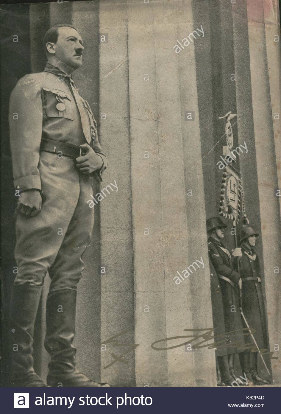 Hitler Smiling Stockfotos & Hitler Smiling Bilder - Alamy