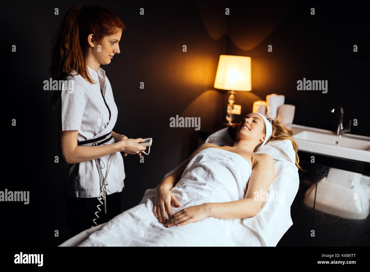 Therapie behandeln -Fotos und -Bildmaterial in hoher Auflösung – Alamy