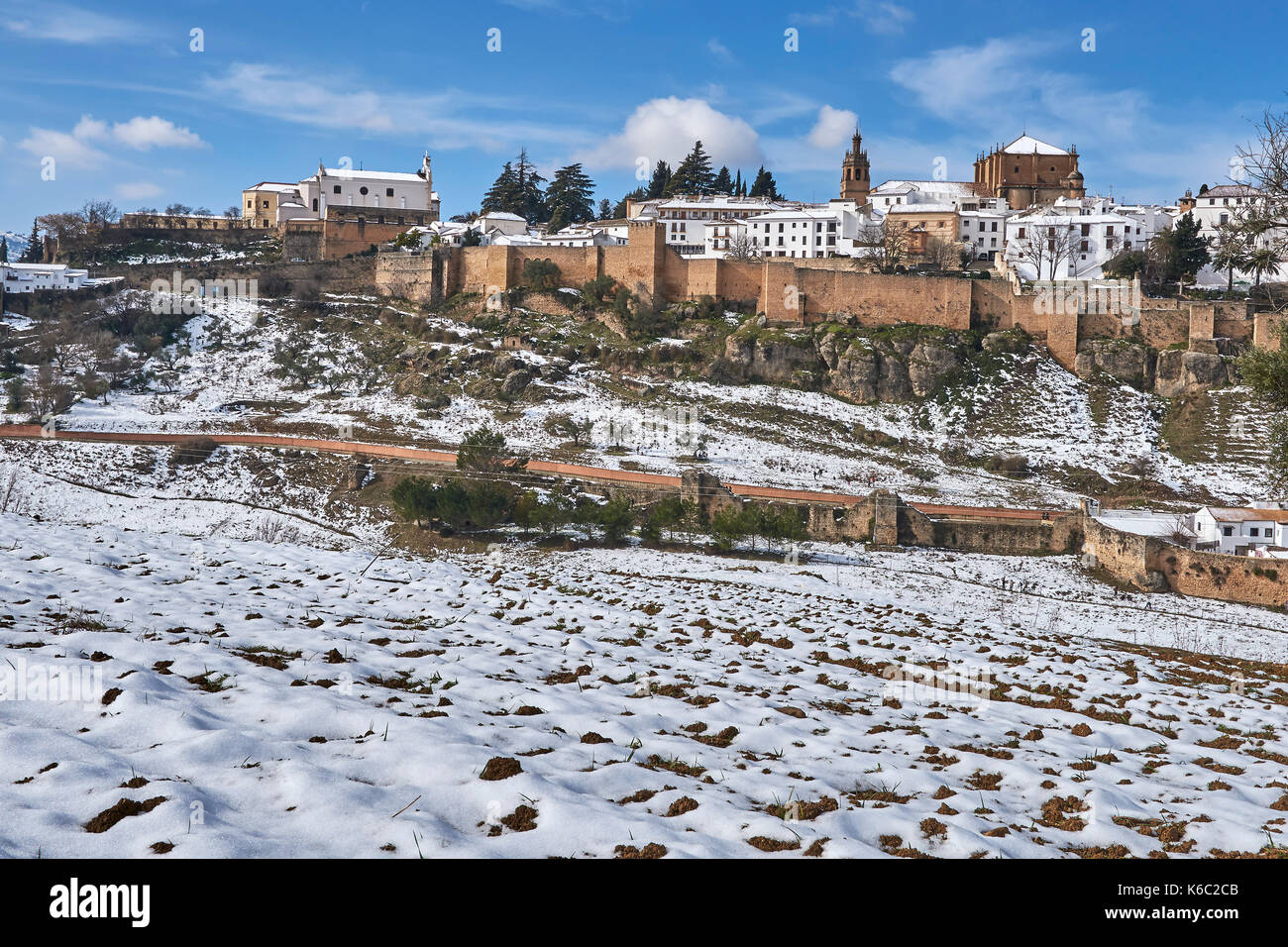 Die alte Stadtmauer, Ronda, Winter, Provinz Malaga, Andalusien, Spanien ...