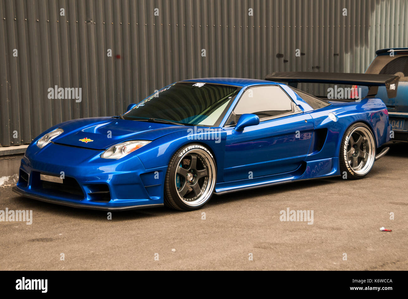 Honda NSX mit einem Flügel ein Bodykit in einem der Geschäfte in der ...