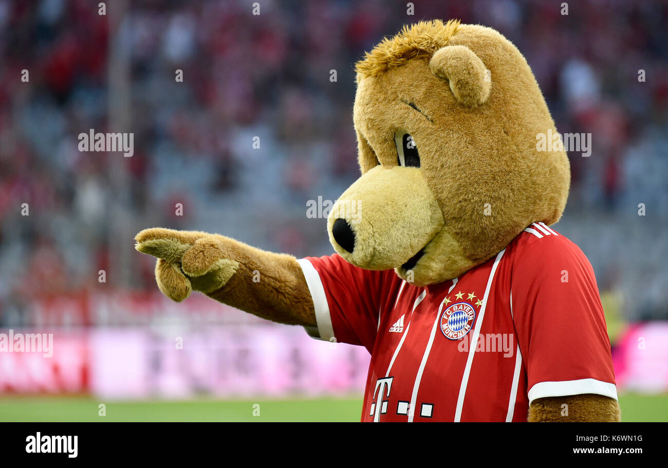 Mascot Fc Bayern Bernie Stockfotos und -bilder Kaufen - Alamy