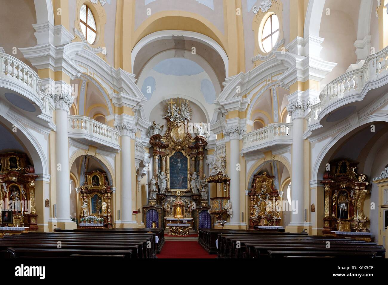 Karlsbad katolische kirche -Fotos und -Bildmaterial in hoher Auflösung – Alamy