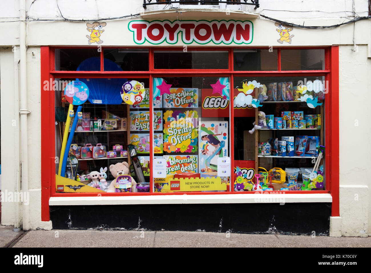 Toytown shop -Fotos und -Bildmaterial in hoher Auflösung – Alamy
