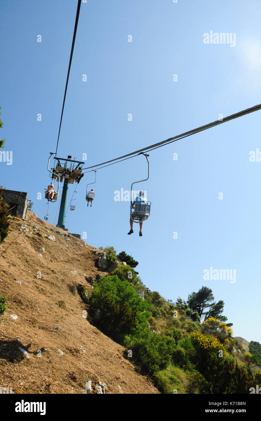 Der sessellift anacapri monte solaro -Fotos und -Bildmaterial in hoher ...
