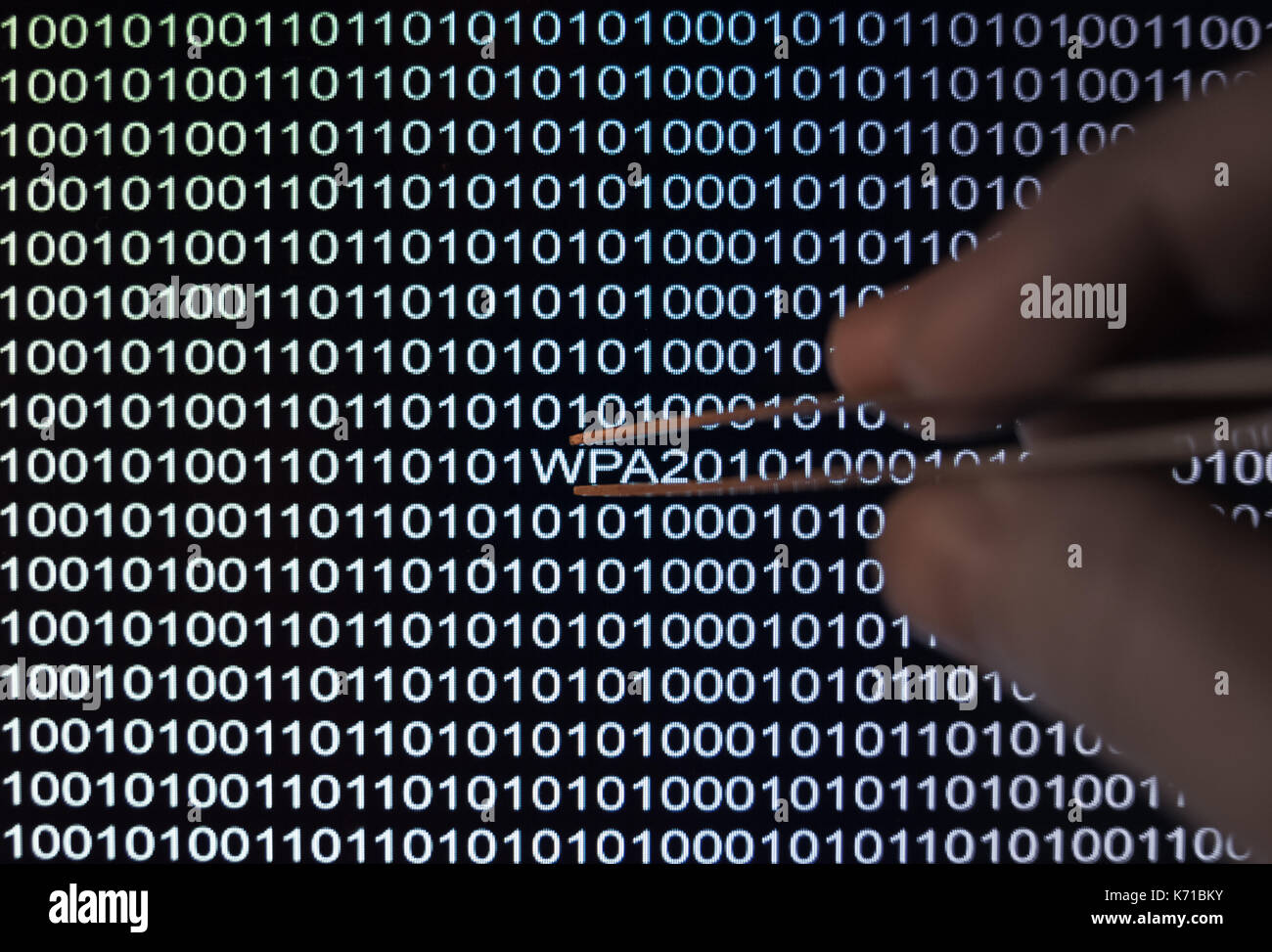 Binary code -Fotos und -Bildmaterial in hoher Auflösung – Alamy