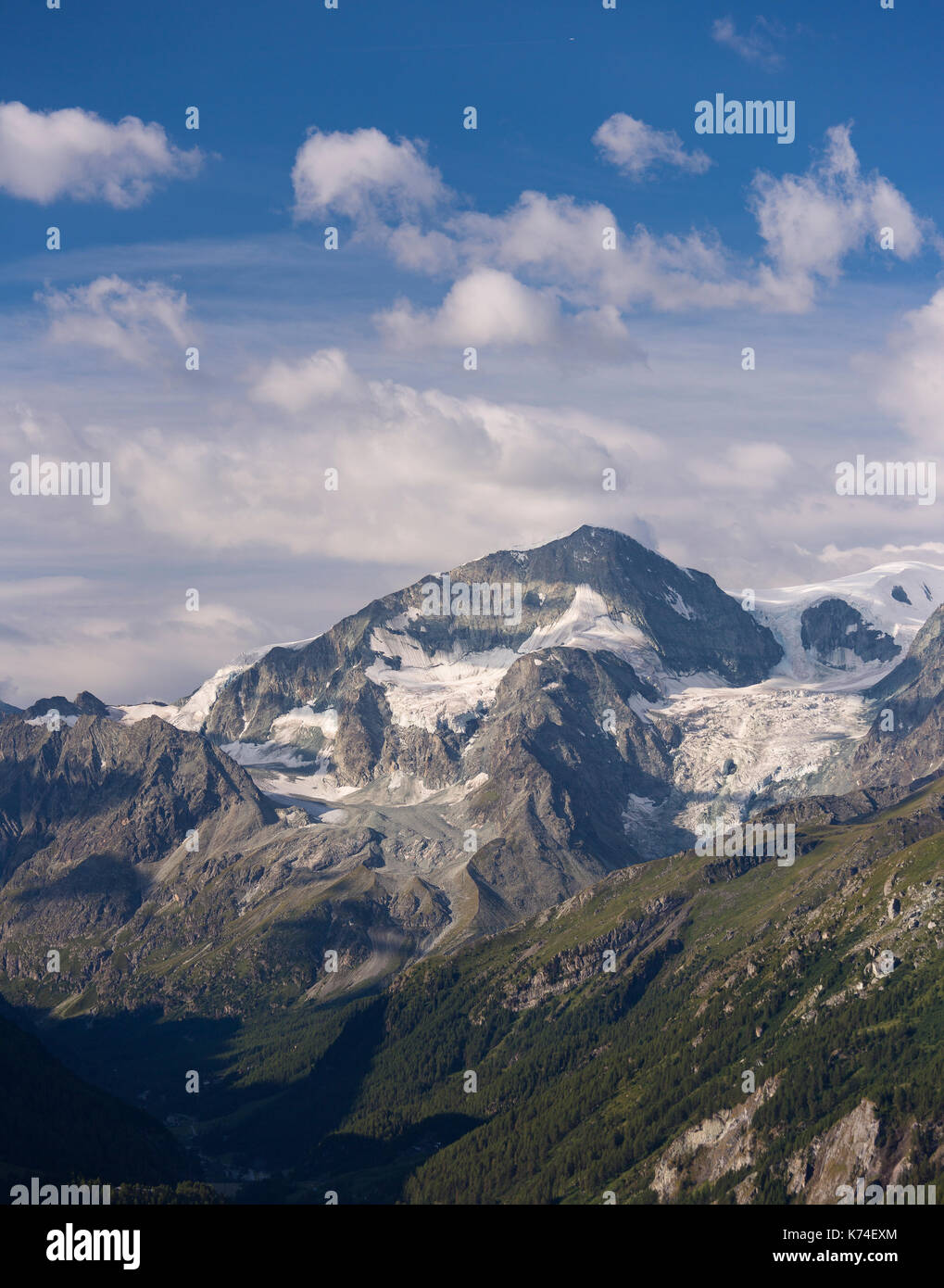 LA SAGE, SCHWEIZ - Pigne d'Arolla Berg (3.796 m 12,454 ft) in den ...
