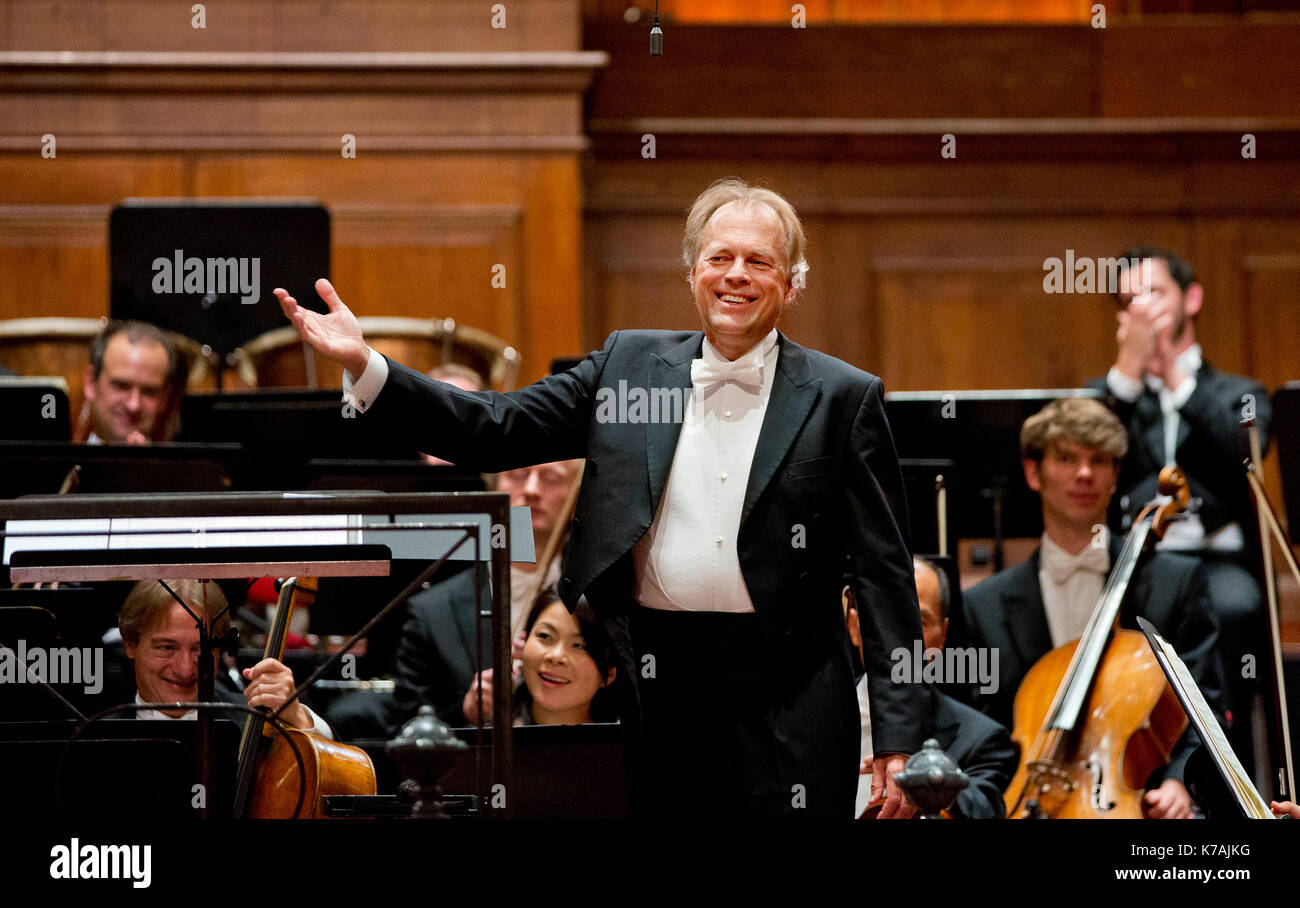 Amsterdam, Niederlande. 14 Sep, 2017. Deutscher Dirigent Thomas ...