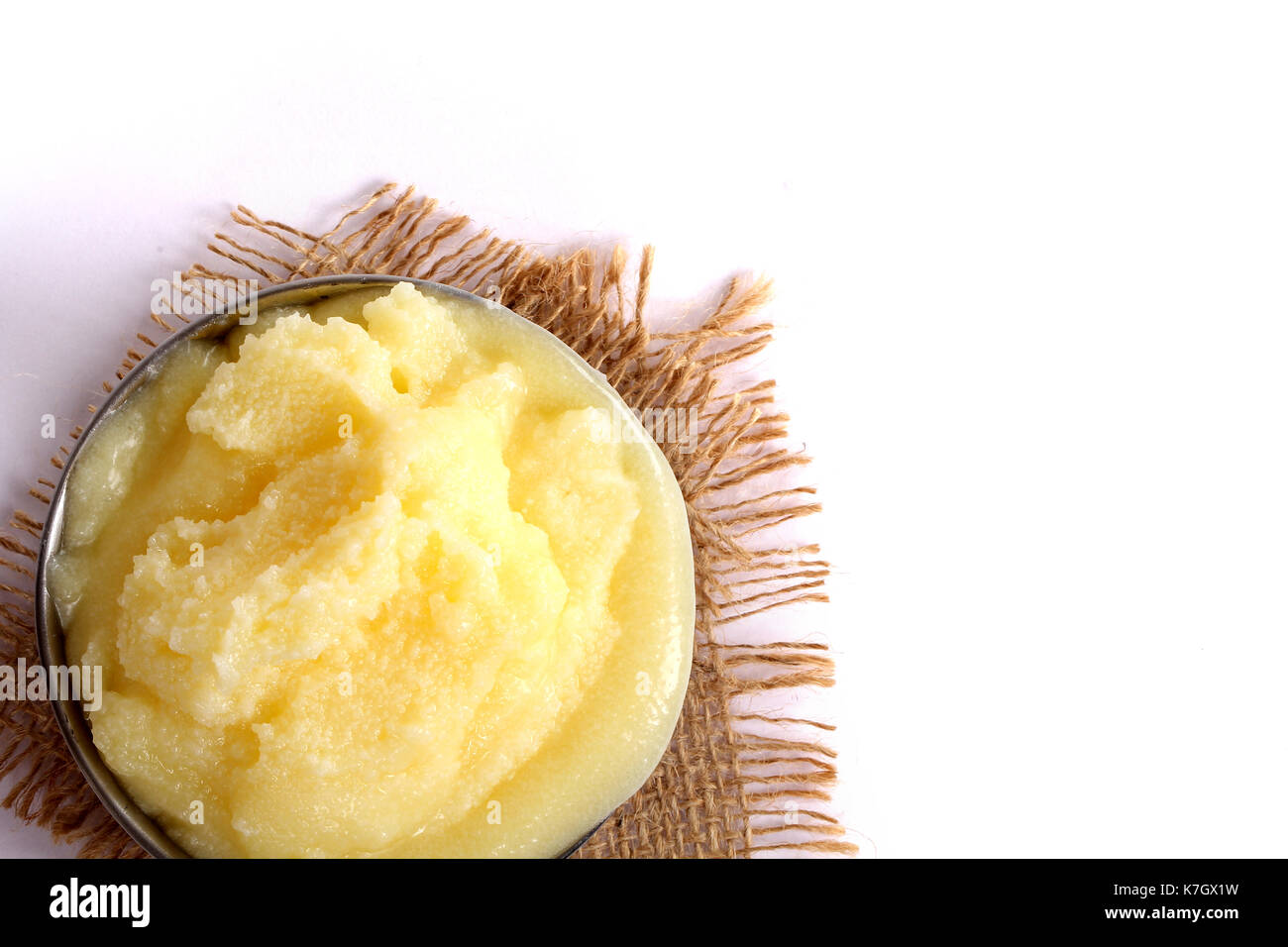 Ghee kochen -Fotos und -Bildmaterial in hoher Auflösung – Alamy
