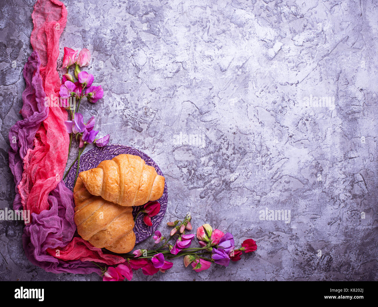 Croissant design -Fotos und -Bildmaterial in hoher Auflösung – Alamy