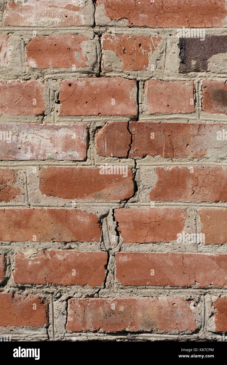 Riss wand -Fotos und -Bildmaterial in hoher Auflösung – Alamy