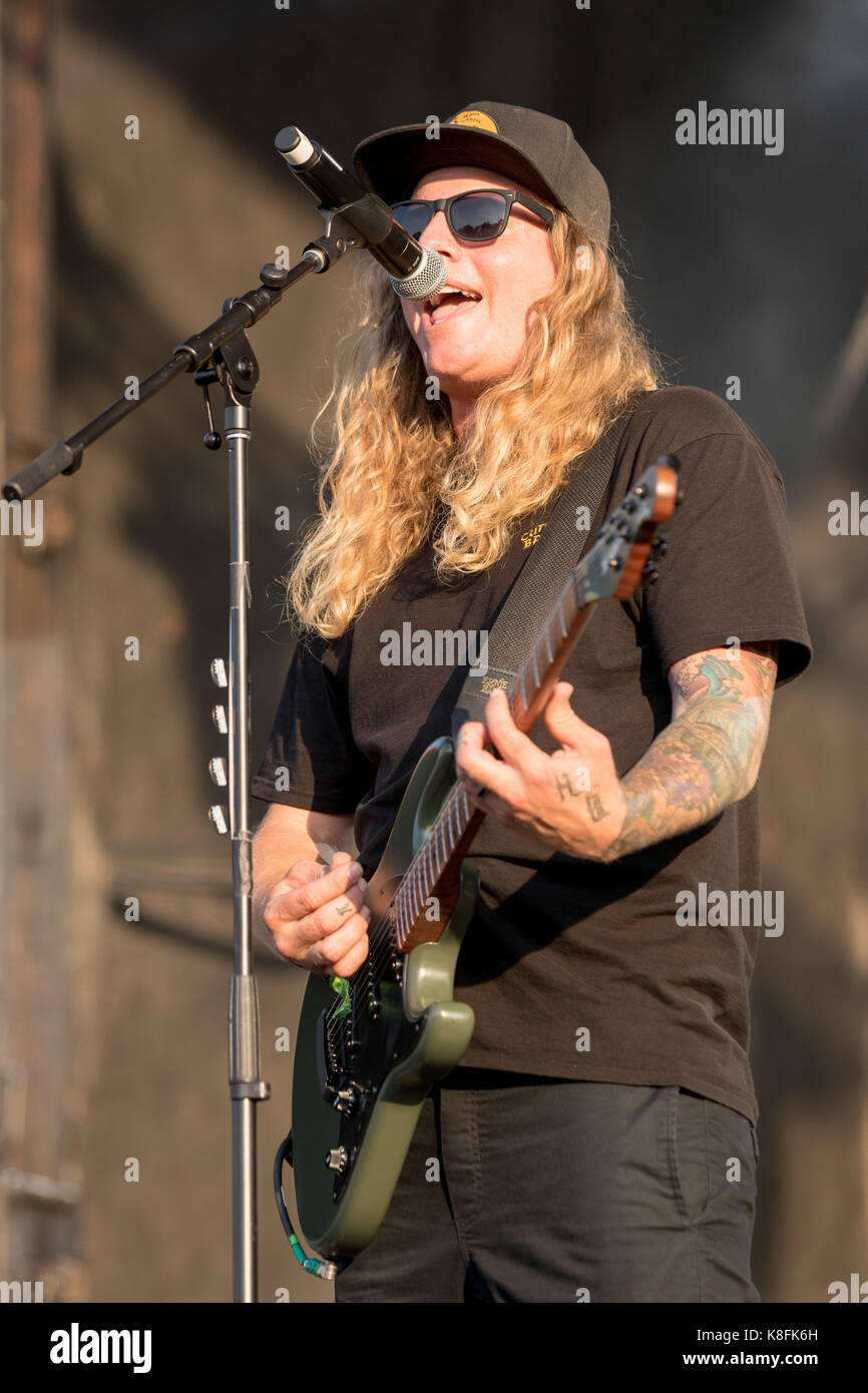 Chicago, Illinois, USA. 15 Sep, 2017. DUSTIN BUSHNELL (DUDDY B) der ...