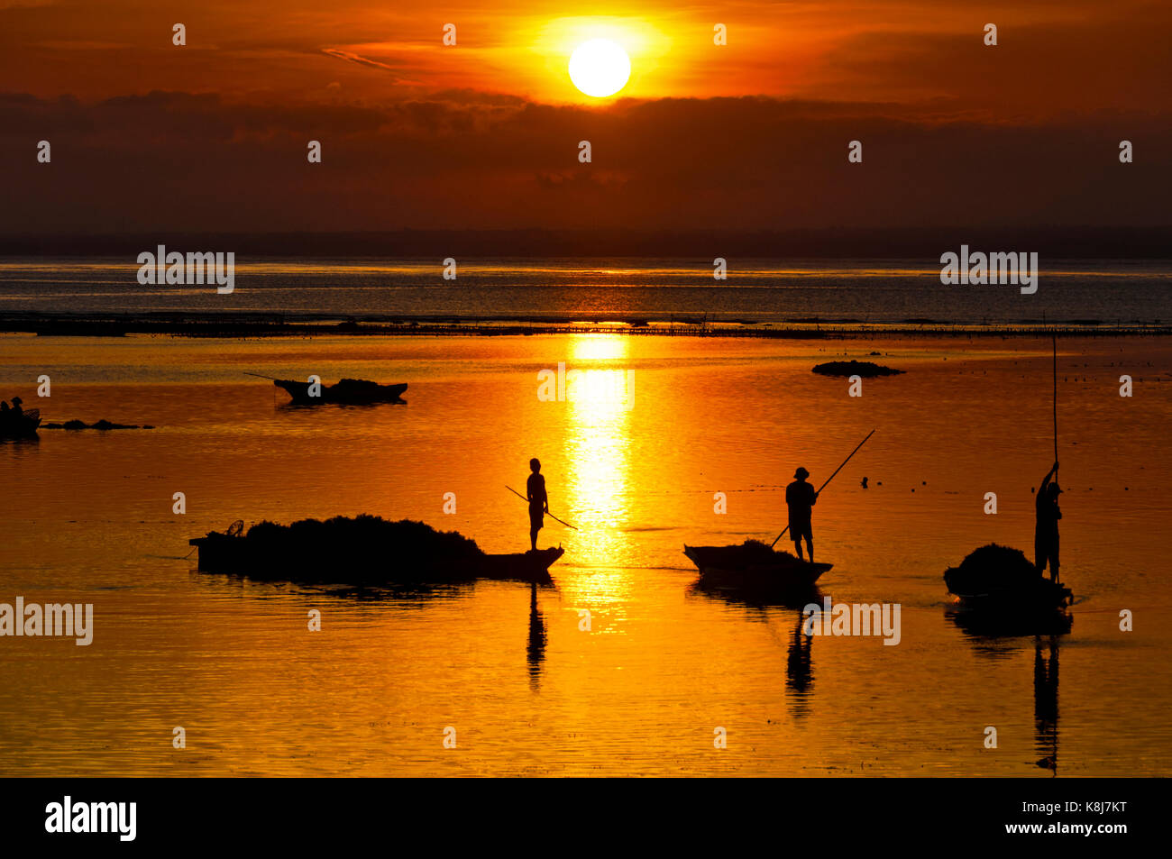 Indonesien. Bali. Nusa Lembongan. Die Menschen auf der Insel haben sich ...