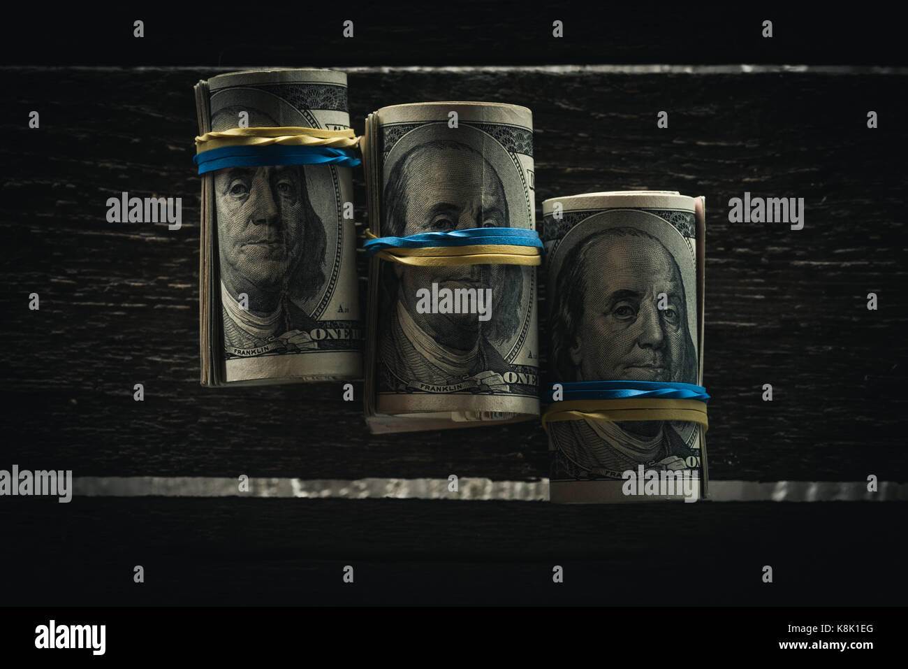 Geld in rollen -Fotos und -Bildmaterial in hoher Auflösung – Alamy