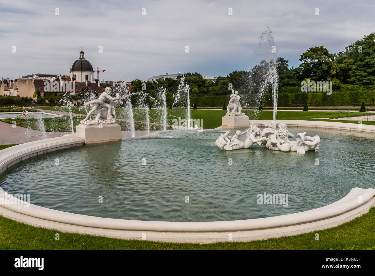 Belvedere brunnen -Fotos und -Bildmaterial in hoher Auflösung – Alamy