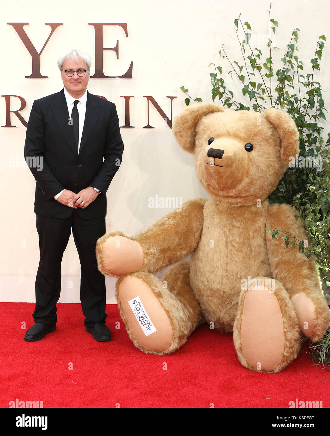 Robin simon -Fotos und -Bildmaterial in hoher Auflösung – Alamy