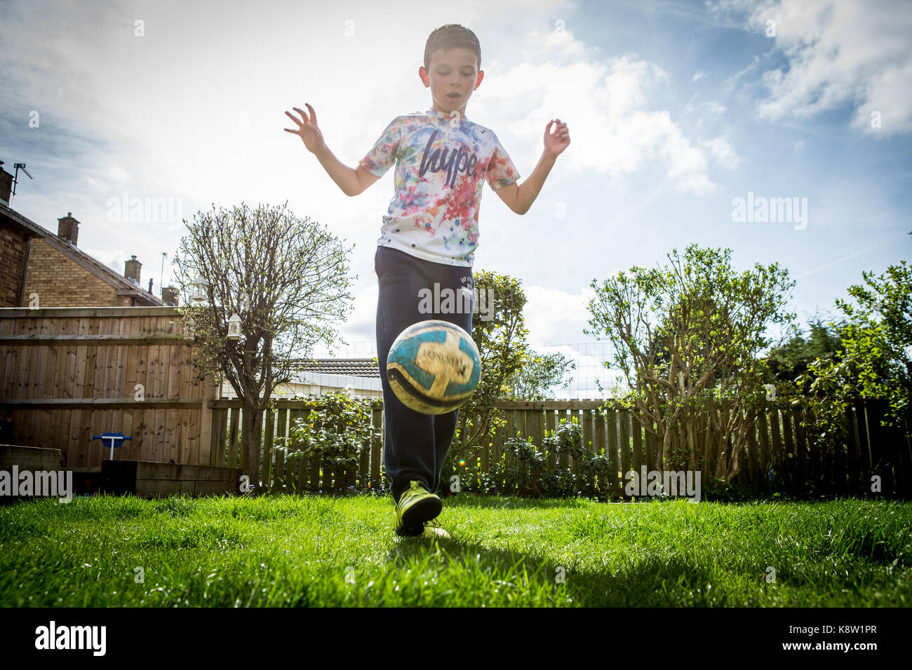 Jungs Fouls Beim Fußball Spiel Stockfotos und -bilder Kaufen - Alamy