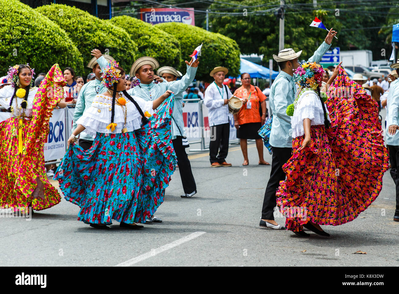 Danzas tradicionales panama -Fotos und -Bildmaterial in hoher Auflösung ...