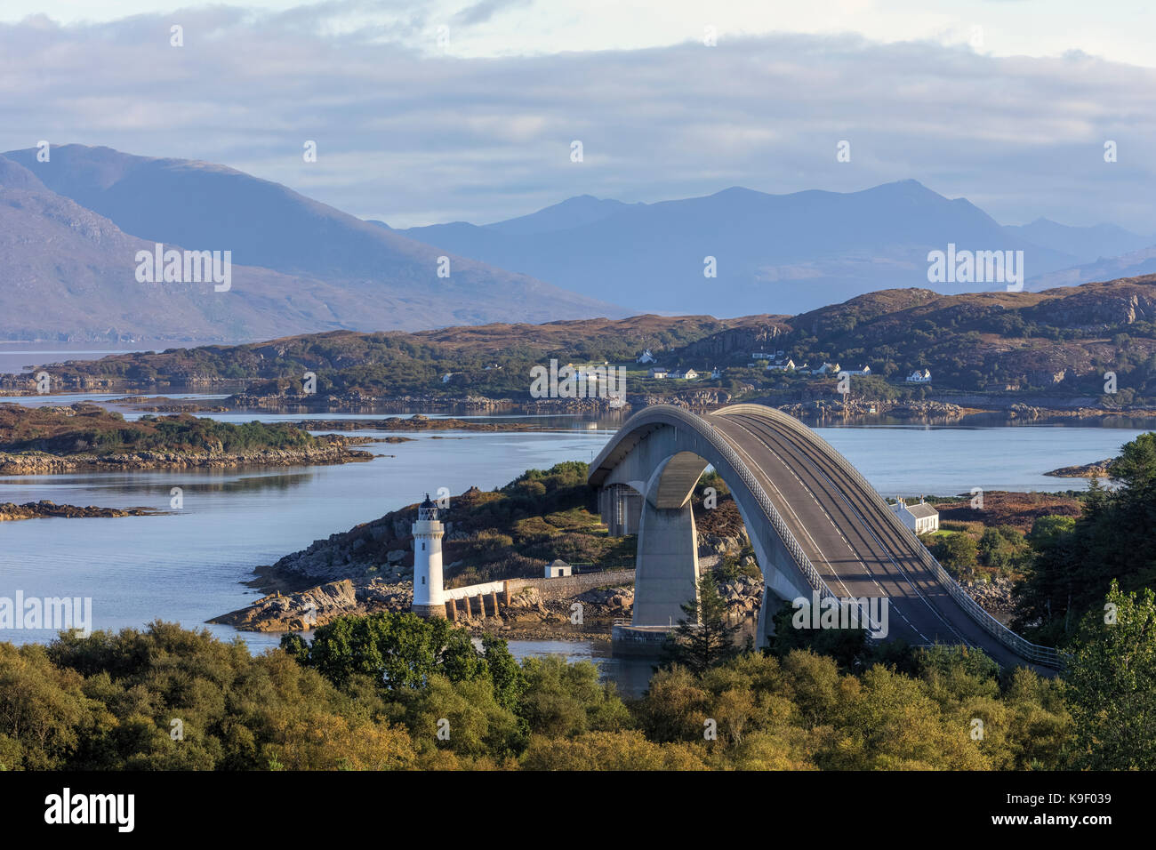 Isle skye bridge -Fotos und -Bildmaterial in hoher Auflösung – Alamy
