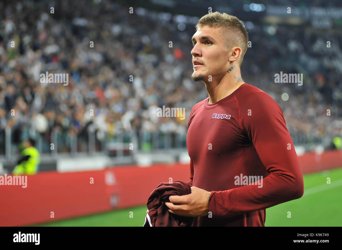 Lyanco Vojnovic (Torino FC) während der Serie ein Fußballspiel zwischen ...